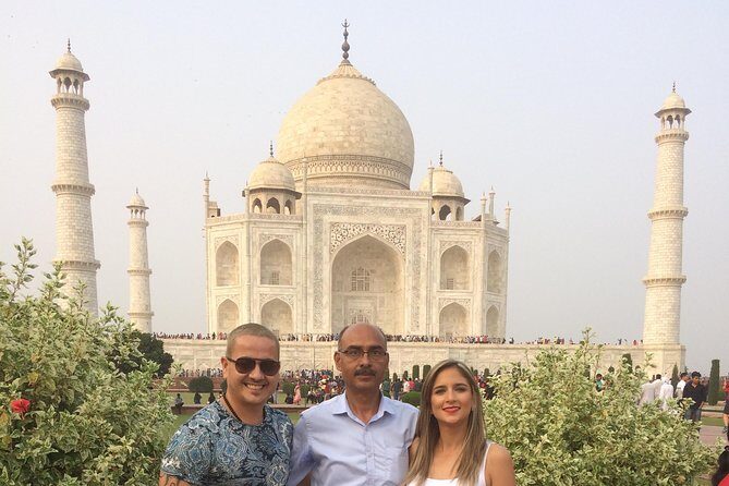 Gatimaan Express Taj Mahal & Agra Fort Private All Inclusive Tour from Delhi - What Makes This Tour Stand Out?