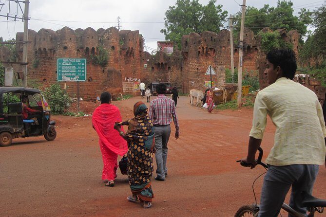 Get away from city  Glimpses of Village Weavers Looms and Saris - Transportation and Practical Details