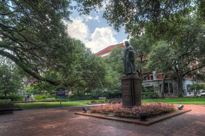 Ghostly Tales of Savannah - The Experience and Its Practicalities