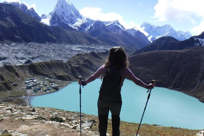 Gokyo Lakes, Gokyo Ri Trekking Package - 10 Days - Day 3: Acclimatization and Exploration in Namche