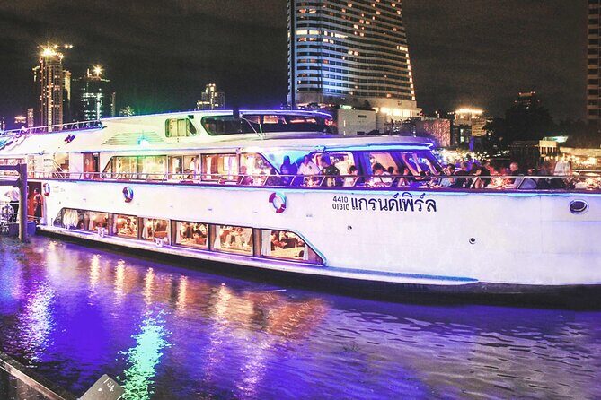 Grand Pearl: Luxury Dinner Cruise with Live Entertainment - The Landmarks on Land: Inside the Tour’s Itinerary