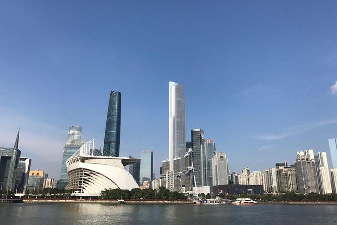 Guangzhou Layover Private Tour to Canton Tower and Pearl River Cruise with Meal - Tasting Cantonese Cuisine: A flavorful highlight