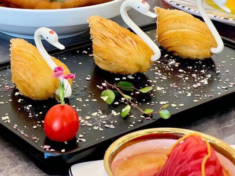 Guangzhou: Morning Tea, Cantonese Opera, and Food Tour - How the Tour Flows & Practical Details