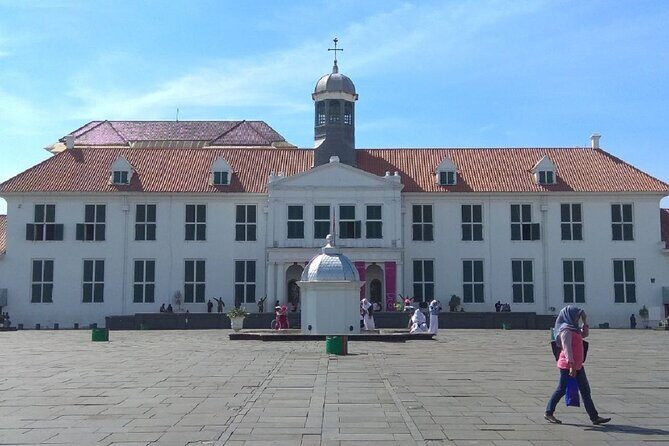 Guided Sightseeing Tour from Jakarta - Why This Tour Offers Great Value