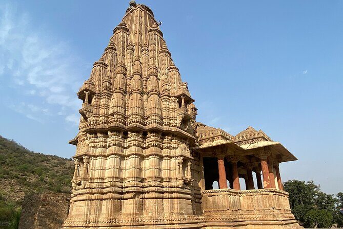 Guided Tour: India's Most Haunted Village-Bhangarh With Entry Fee - Who Should Consider This Tour?