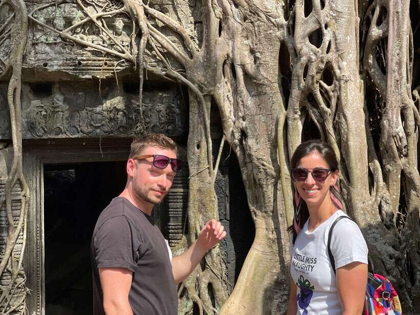 Guided Tour of Angkor Wat, Bayon, Ta Prohm, and Banteay Srei - An In-Depth Look at the Temple-Hopping Adventure