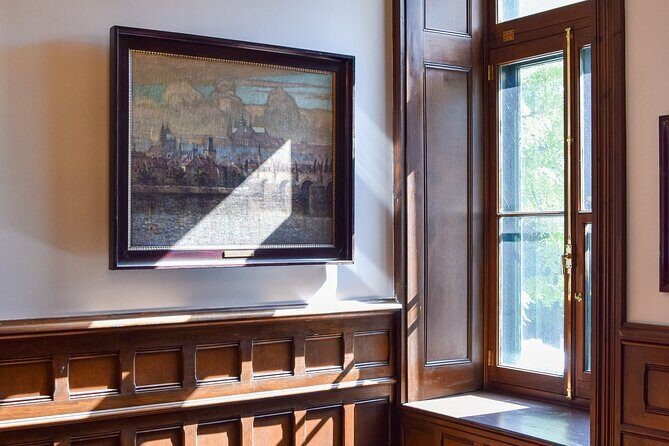 Guided Tour of the Quebec Garrison Club - What to Expect During the Tour