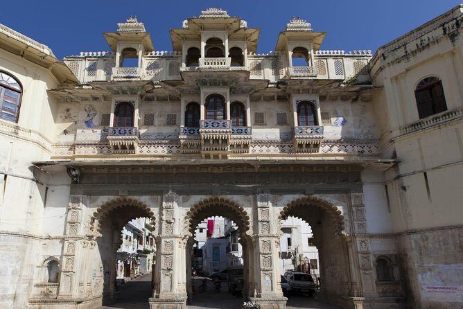 Guided Udaipur Tour With Drop Off To Jaipur Next Day. - What This Tour Means for You