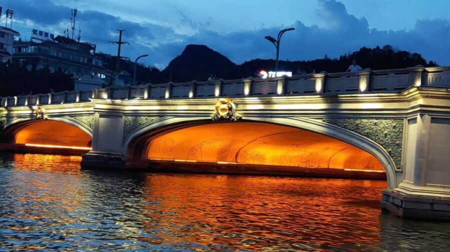 Guilin: Four Lakes Night Cruise with Round-trip Transfer - The Practical Details