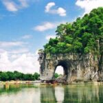 Guilin Private Day Tour to Reed Flute Cave,Elephant Trunk Hill and Daxu Old Town - The Value Perspective