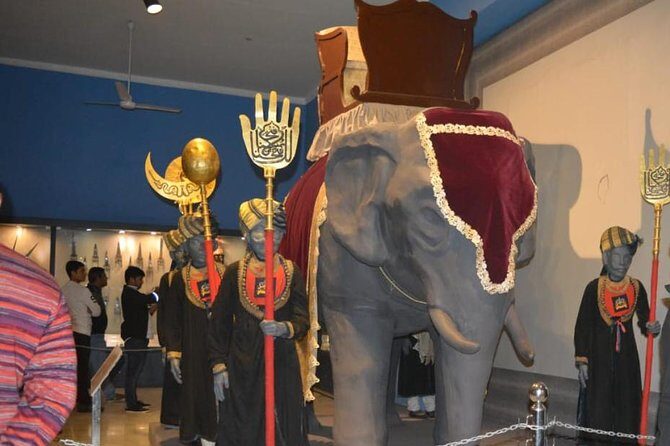 Gwalior City tour with Gwalior fort, Jai Vilas palace & Holy Temples - Practical Details and Experience Insights