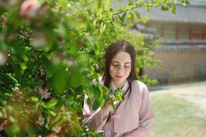Gyeongbokgung Hanbok Photo Shoot - Who Should Consider This Tour?