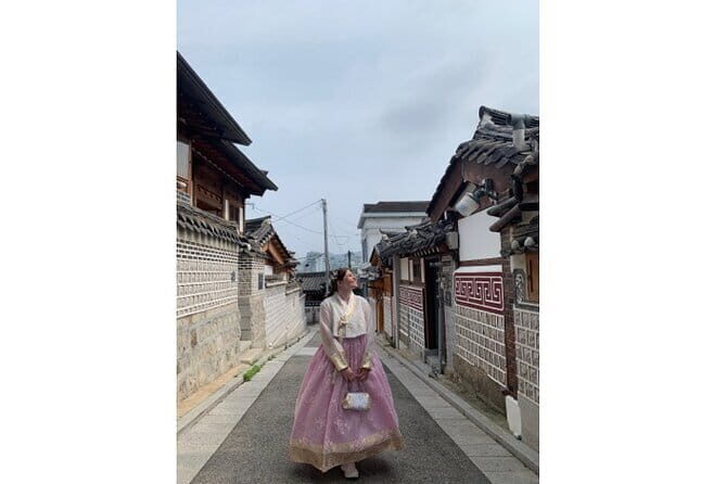 Gyeongbokgung to Bukchon in Hanbok Photography Walking tour - What’s Included and What’s Not