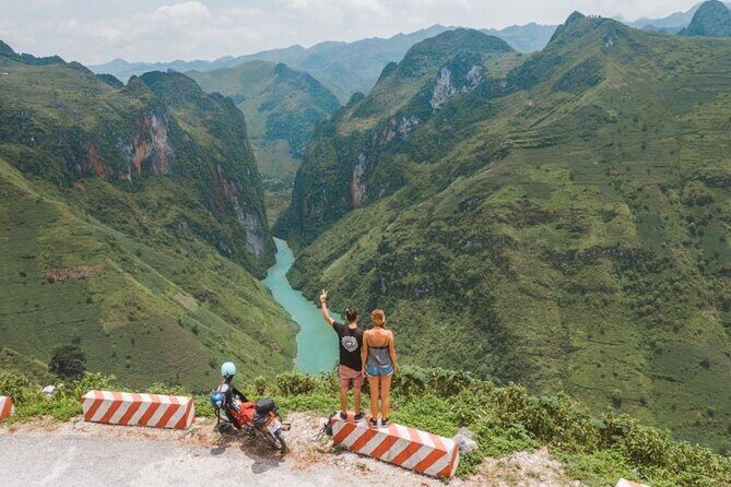 Ha Giang Loop 4D3N - By Easy rider (Join in Group - Private Room) - Transportation & Group Size