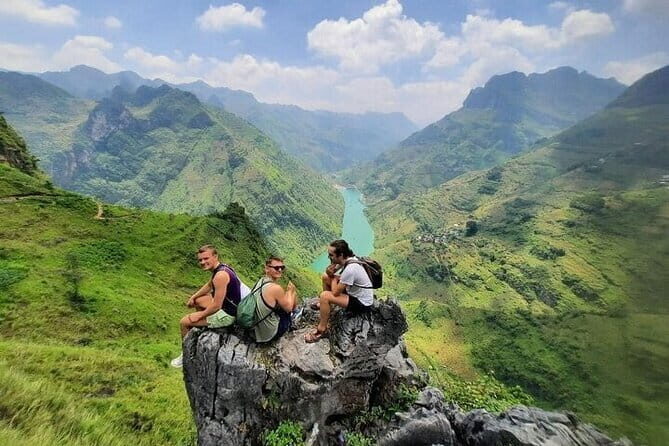 Ha Giang Loop Motorbike Tour 3 Days from Hanoi Private Room - Why Travelers Love This Tour (Based on Reviews)