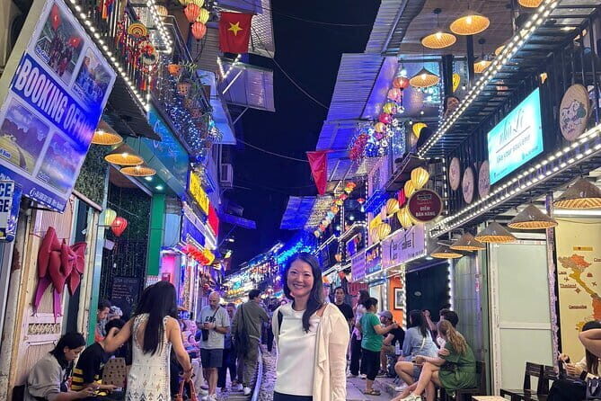 Half-Day Hanoi City Sightseeing With Female Students Private Tour - The Unique Stops