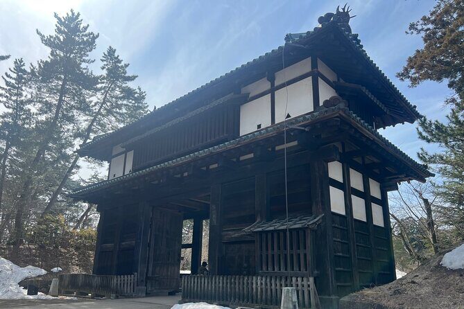 Half-Day Hirosaki Castle and Samurai house Tour with Guide - The Practicalities and Value