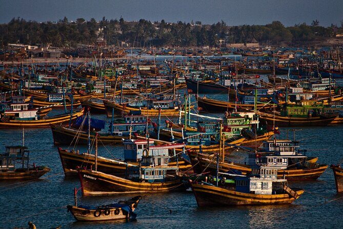 Half-Day Mui Ne Sand Dunes Jeep Tour with Hotel Pickup - Transportation and Group Size: What Does That Mean?