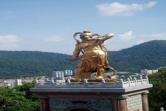 Half-Day Penang Kek Lok Si Temple Private Tour - The Journey to Kek Lok Si