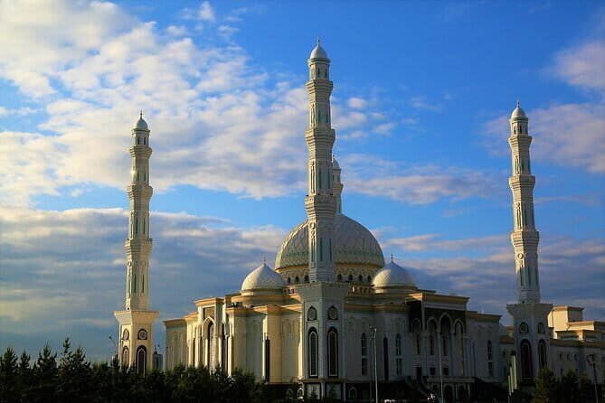 Half Day Private Astana City Tour in Comfort - Key Points