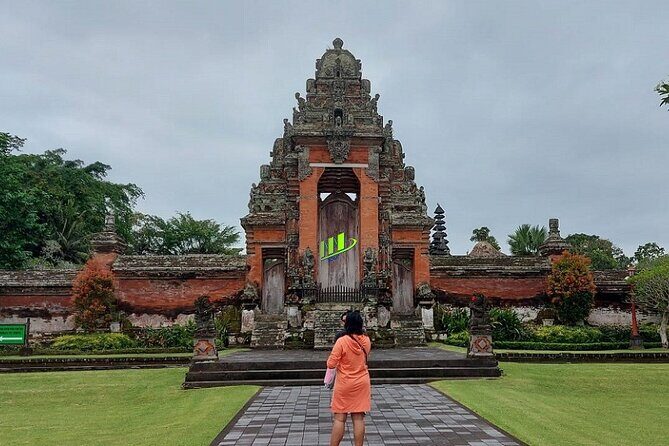Half-Day Private Tour to Tanah Lot and Bali Royal Temple - Practical Details and What You’ll Appreciate as a Traveler