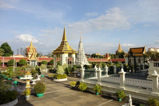 Half-Day Small-Group Guided Tour of Phnom Penh - From Royal Splendor to Dark Memories: Tuol Sleng Genocide Museum
