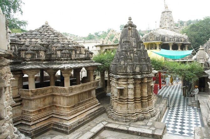 Half-Day Tour of Eklingji Temple & Nagda Temple by Tuk-Tuk or Car - Who Should Consider This Tour?