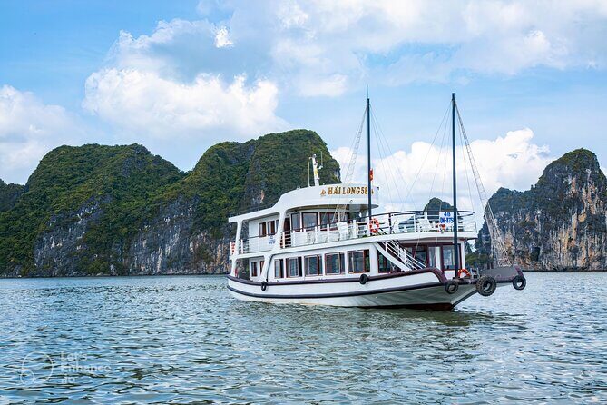 HaLong Bay Day Cruise with Kayaking, Swimming, Hiking and Lunch - Climbing to the Viewpoint: Titop Island