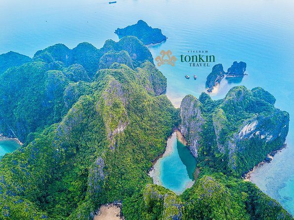 Halong bay luxury cruise 2D/1N: Kayaking, Swimming, Titop island & Surprise cave - Day 1: Exploring the Magnificence of Halong Bay
