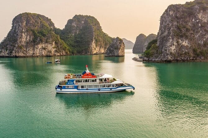 Halong Cozy Day Cruise From Hanoi By Express Limousine Bus - What Travelers Say