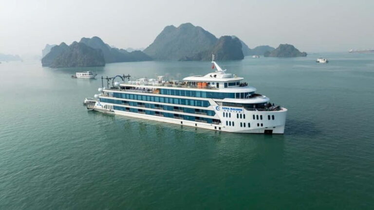 Halong Day Cruise: 7 Hour Explorer with Luna Halong Cruise - The Infinity Glass-Bottom Pool: A Unique Feature