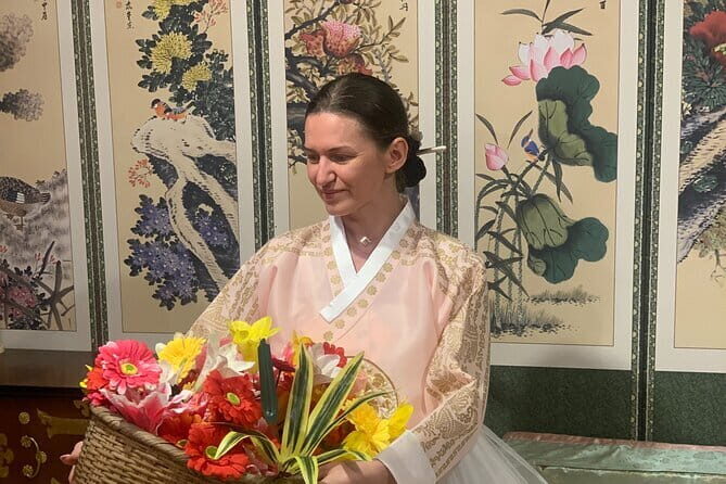 Hanbok Experience & Seasonal Half-Day Private Package Tour - Authentic Cultural & Visual Highlights