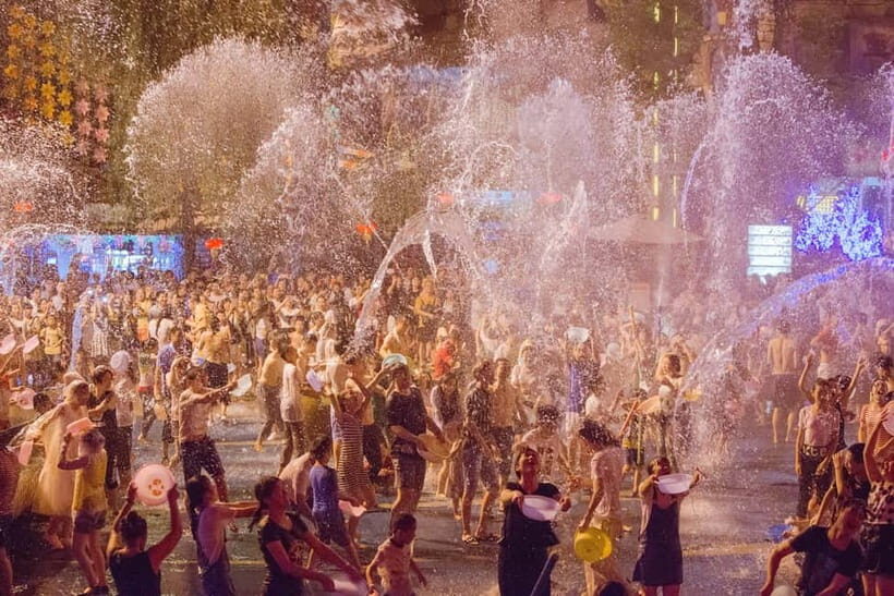 Hangzhou Day Highlights: Landscapes & Cultural Feast - Transport, Timing, and Group Size