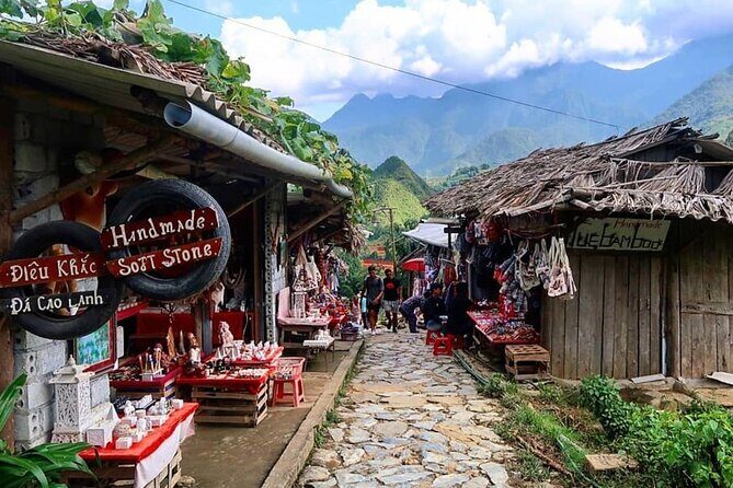 Hanoi- 2 Days Sapa moutain trekking with Local Guide and Homestay - Day Two: More Trekking and Cultural Encounters