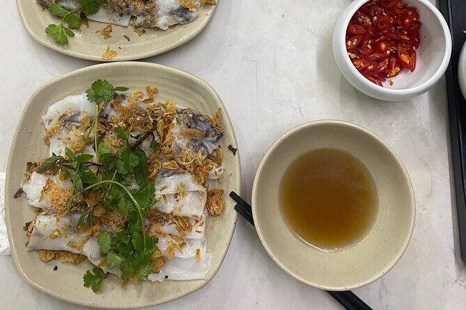 Hanoi: 7 Tasting Street Food Walking Tour and Train Street - The Value of the Experience