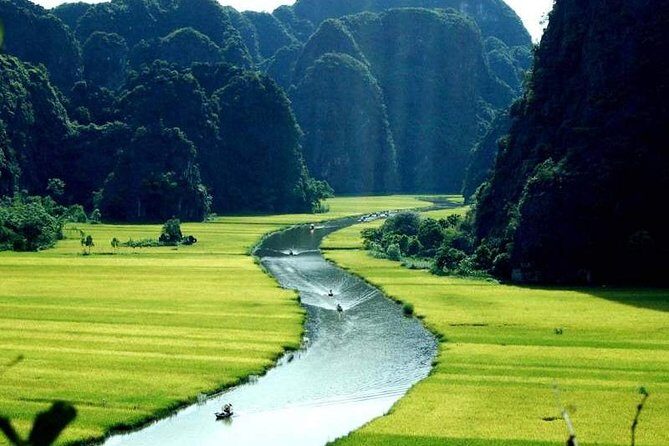 Hanoi - Hoa Lu - Trang An - Mua Cave - 1 Day Tour - Luxury Limousine From Hanoi - Scenic Boat Ride at Trang An: Nature’s Masterpiece