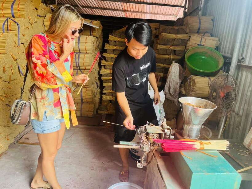 Hanoi: Incense Village, Hat, & Lacquer Artisanal Tour - A Detailed Look at the Tour