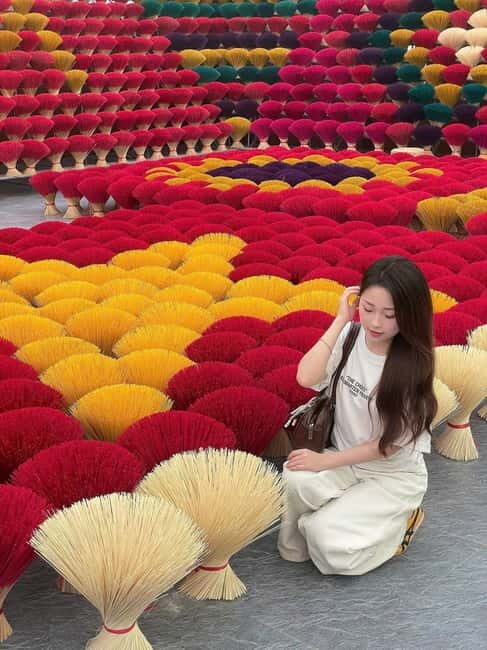 Hanoi: Long Dress Village or Incense Village, Hat Village - Who Will Love This Tour?