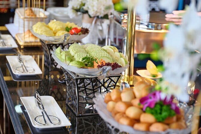 Hanoi : Newest Sea Lion 5-Star Cruise Halong Bay Buffet, Jacuzzi - The Value Proposition