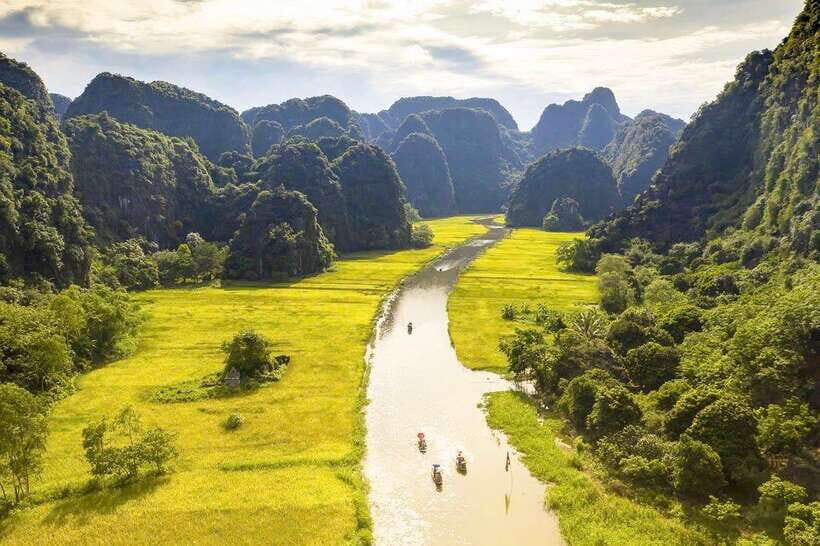 Hanoi: Ninh Binh, Tam Coc, Mua Cave & Hoa Lu with cycling - Why Choose This Tour?
