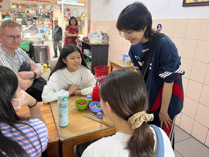 Hanoi: Old Quarter Street Food Walking Tour with Guide - Detailed Breakdown of the Tour