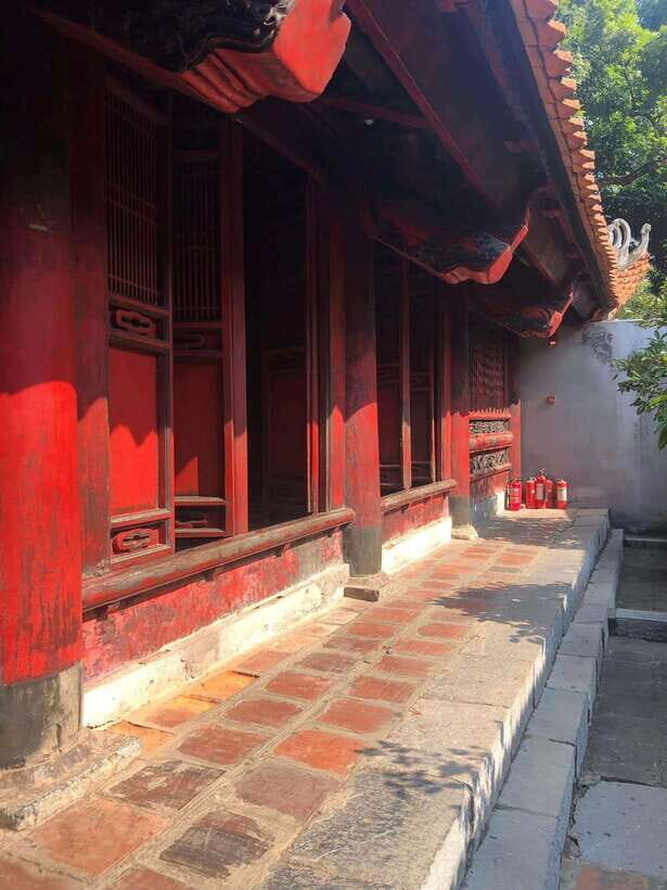 HANOI: RIDE TO HANOI JANE RELATED ATTRACTIONS & TRAIN STREET - Diving Into the Itinerary