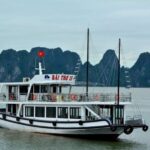 Hanoi: Roundtrip Halong Bay Islands, Caves, Kayaking & Lunch - What Sets the Experience Apart?