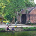Hanoi to Van Phuc Silk & Duong Lam Ancient Village Private Tour - Detailed Breakdown of the Experience