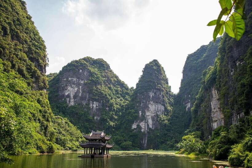 Hanoi:Ninh Binh-Trang An-Mua Cave-Hoa Lu&Cycling BEST SELLER - Breaking Down the Tour: A Day in Ninh Binh