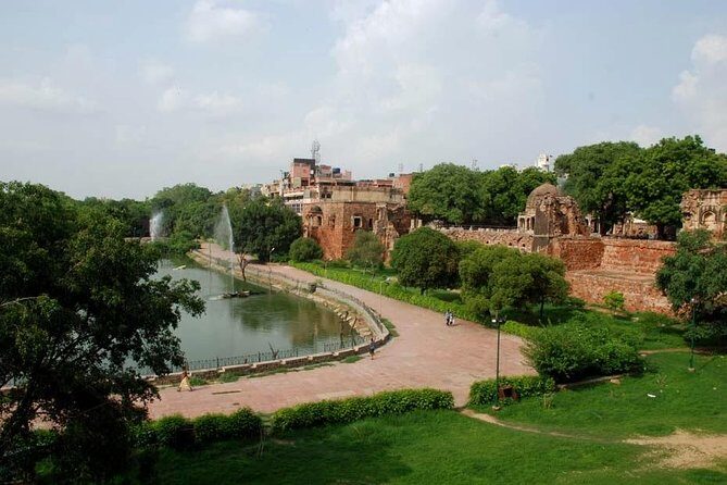 Hauz Khas Village - a Blend of Ancient and Modern Delhi - Who Should Book This Tour?