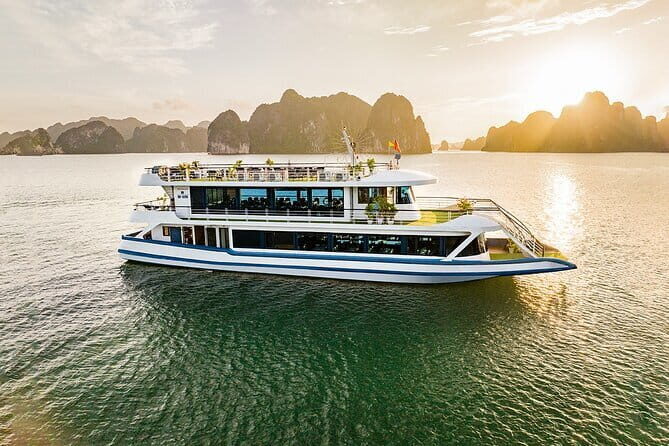 Hercules Luxury Cruise Halong 1 Day Trip from Hanoi by Expressway - In-Depth Exploration of Key Stops