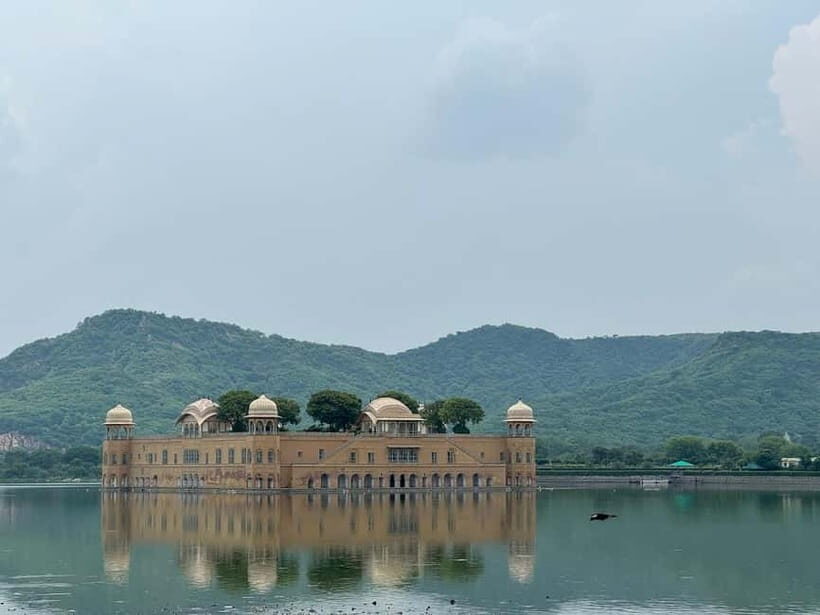 Heritage City Tour of JaipurWith Local Guide & Hidden Gems - A Deep Dive into the Jaipur Heritage Tour