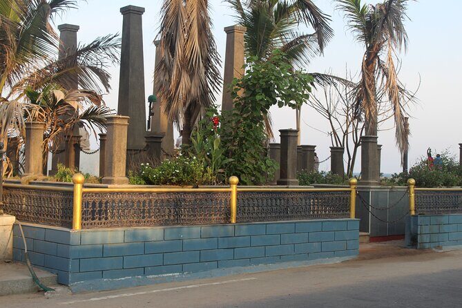 Heritage & Cultural Walking Tour of Pondicherry - Exploring École Française dExtrême-Orient
