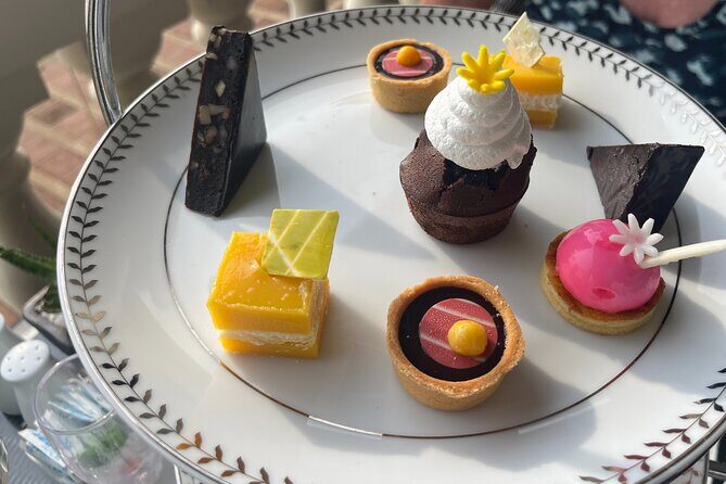 Highlights Colombo Day Tour With Afternoon HIGH TEA In Galle Face Hotel - Key Points